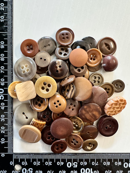 50 x SMALL LIGHT-DARK BROWN BUTTONS: Bulk Random Vintage Modern 5mm-20 ...
