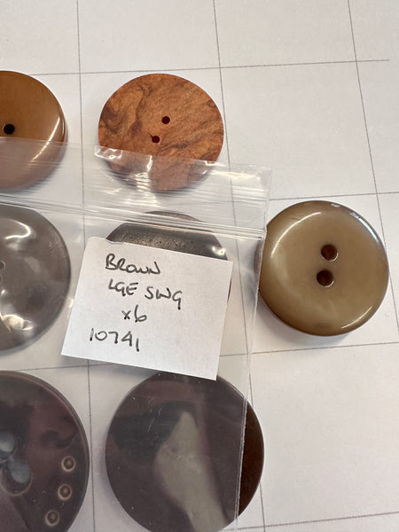6 x LARGE BROWN BUTTONS: Bulk Curated Vintage Modern 30mm+ Mixed Shade ...